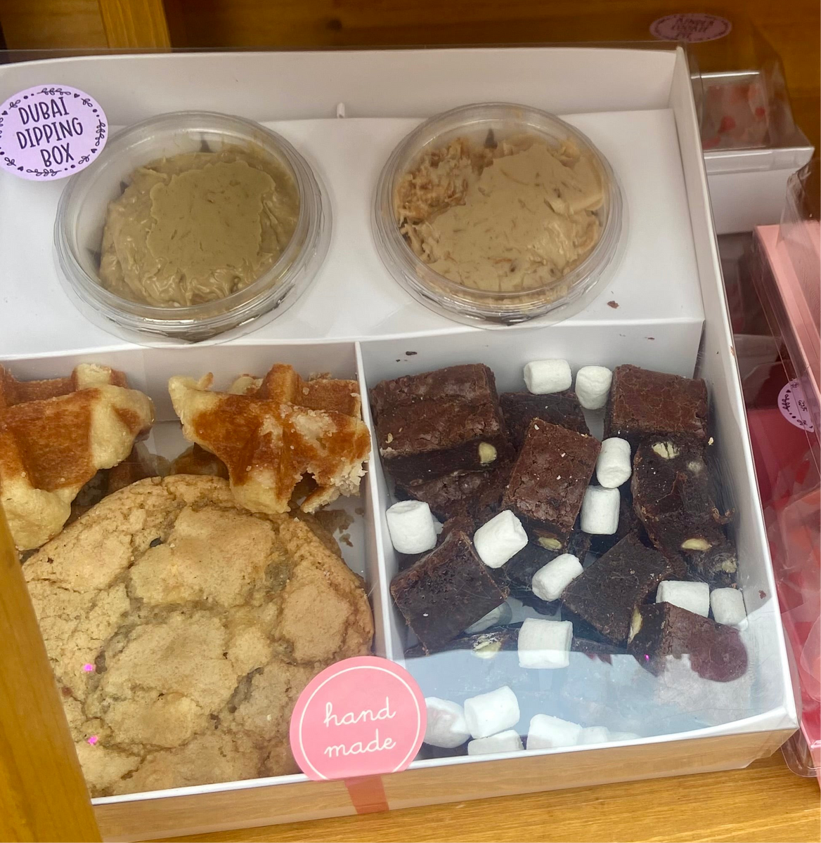 Dubai Luxury Kunafa Dipping Box – emsworthsweets